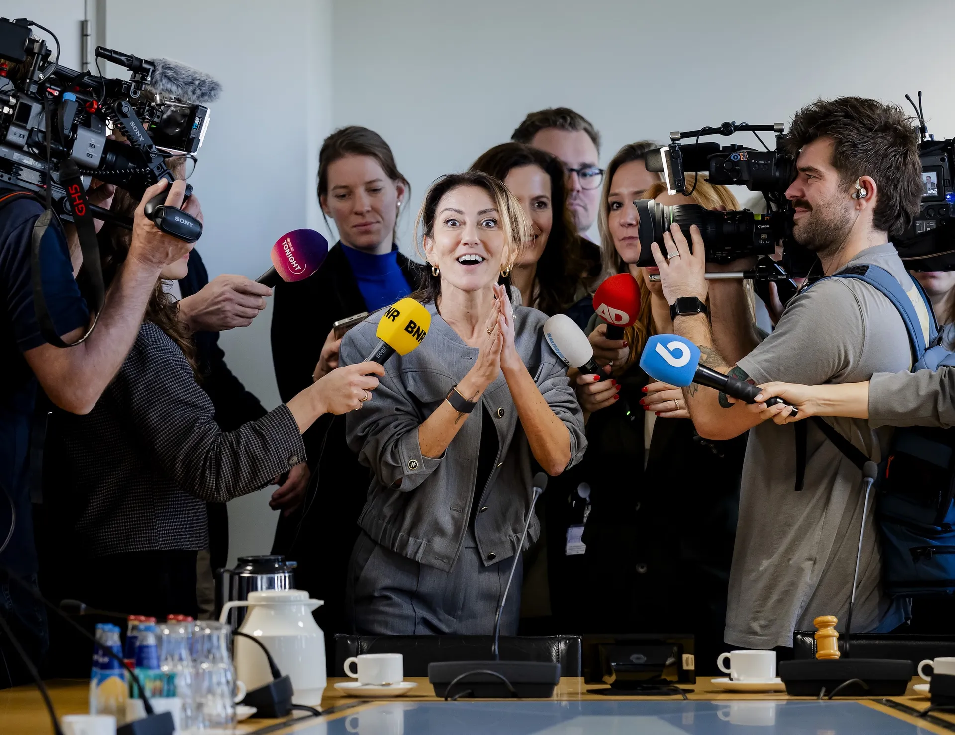 Wat ongelóóflijk knap gedaan van de VVD, complimenten! - Joop - BNNVARA