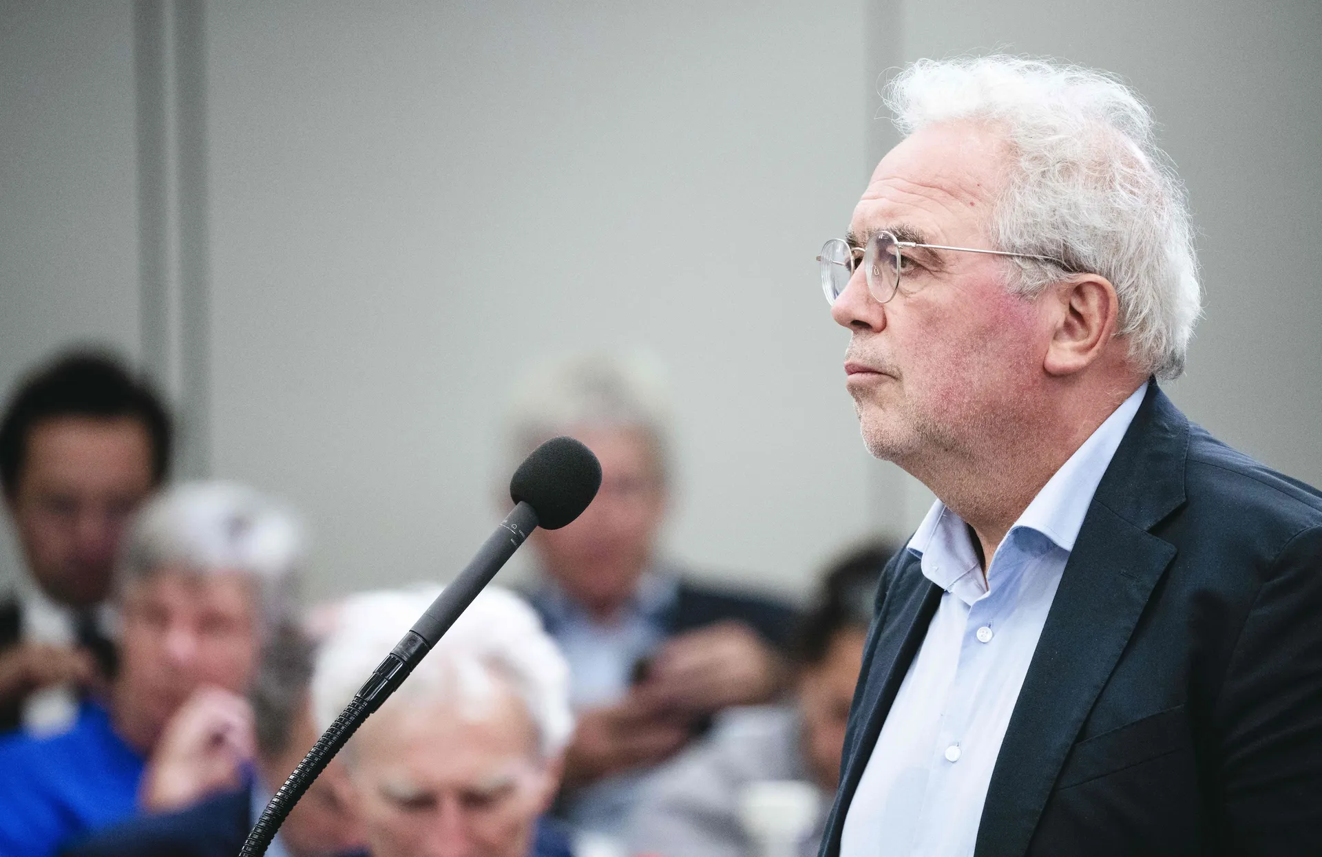PvdD-oprichter Koffeman wil partij 'redden' en zegt week voor ...