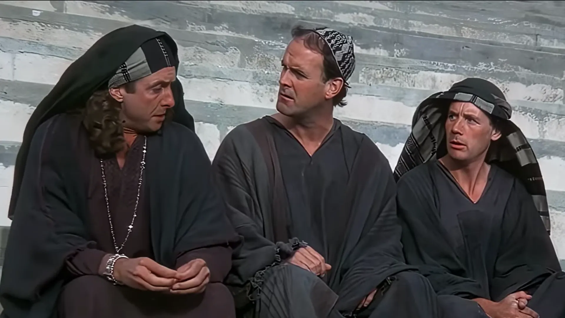 Deze grap van Monty Python vormt de werkelijke bedreiging voor links in de campagne - Joop - BNNVARA