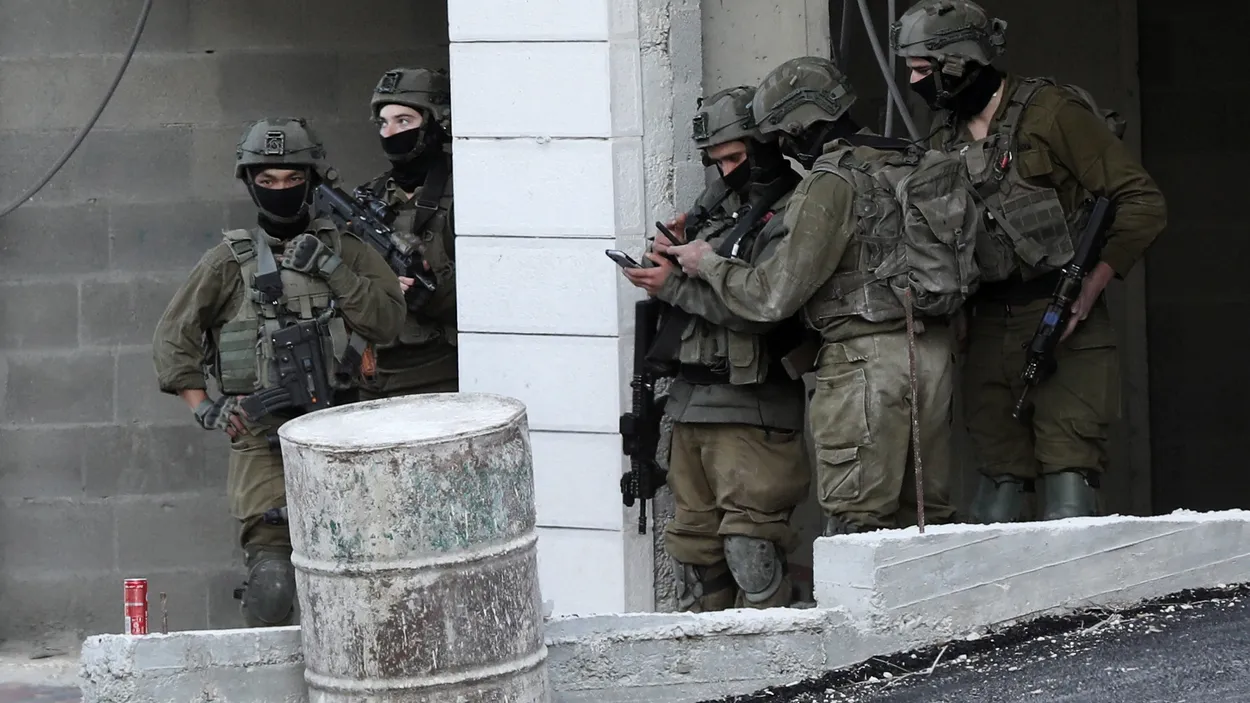 Leger Israël schiet weer Palestijnse journalist in het hoofd - Joop ...