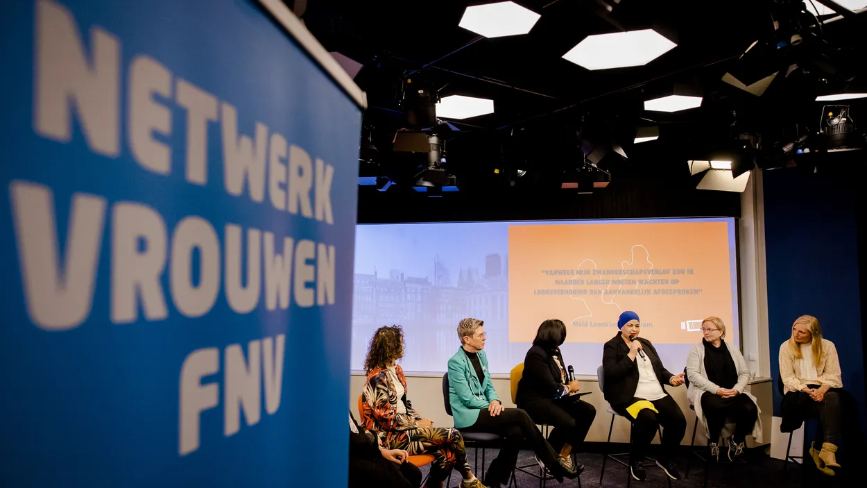 Loonkloof tussen mannen en vrouwen wordt weer groter - Joop - BNNVARA
