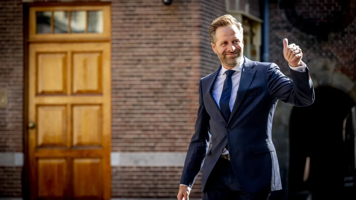 Hugo de Jonge bestrijdt nieuwe woningnood gewoon met oude middelen ...