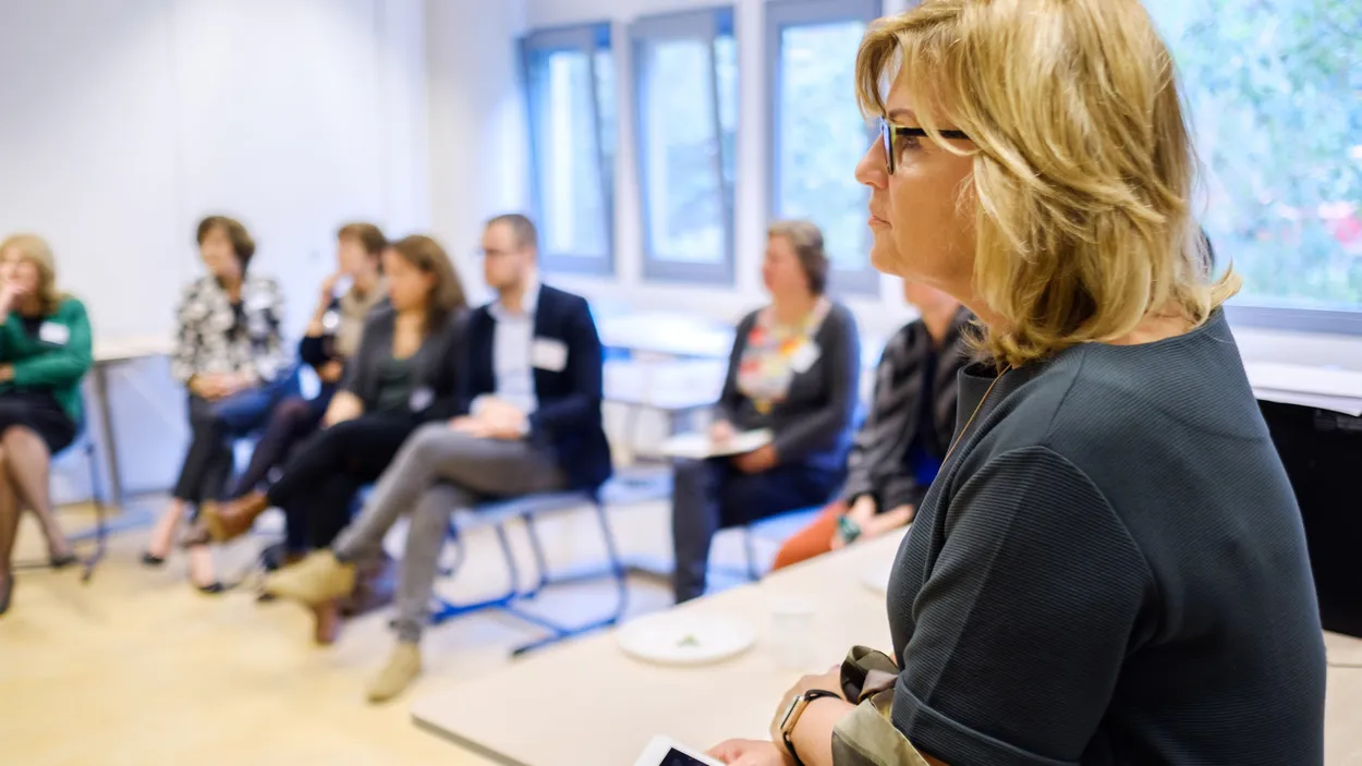 Pia Dijkstra wil dat kabinet opschiet met onderzoek naar voltooid leven ...