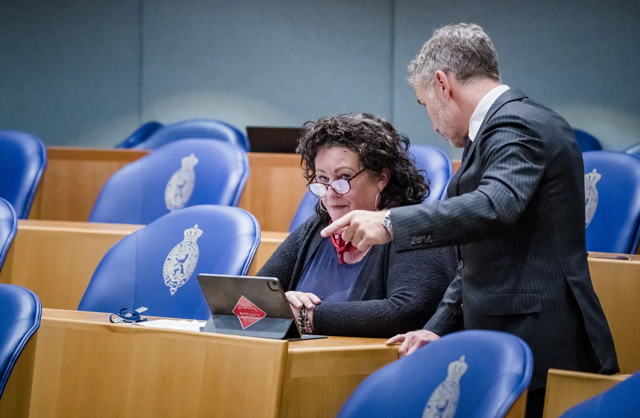 Oud-minister Jo Ritzen (PvdA) start petitie om kiesdrempel voor Tweede ...