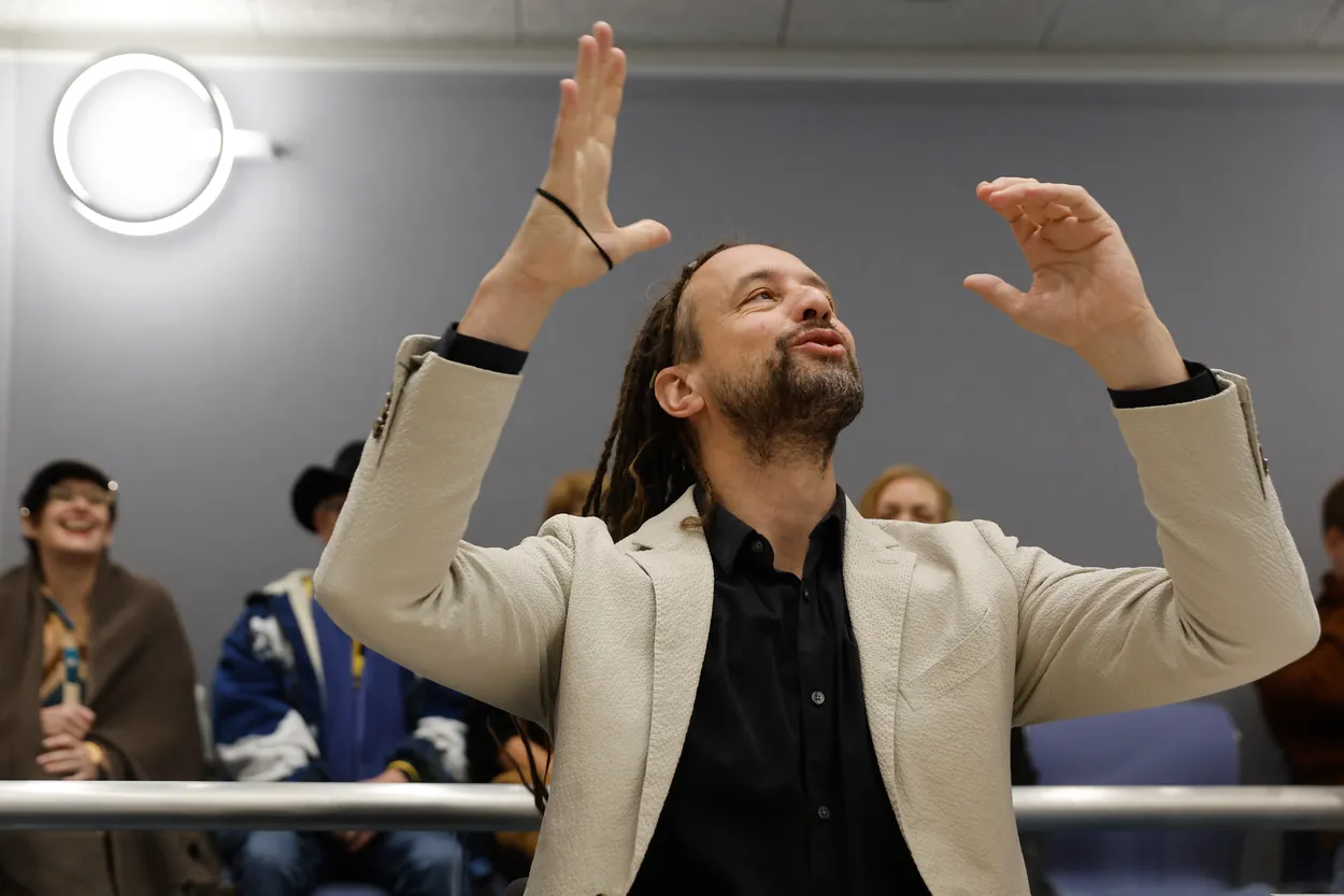 ING wint zaak van Willem Engel: complotfantast kan geen donaties meer ...