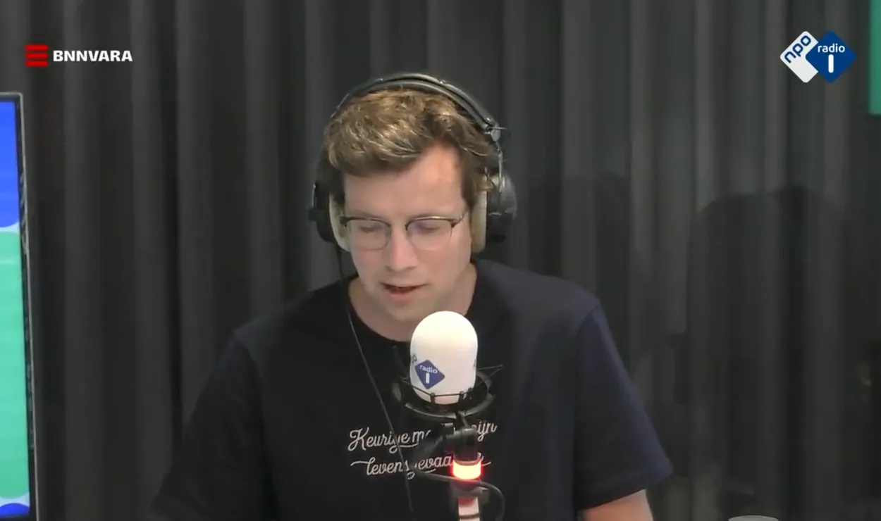 'Ik wil Piet Adema zien schijten op een stalvloer terwijl Sjaak van der ...