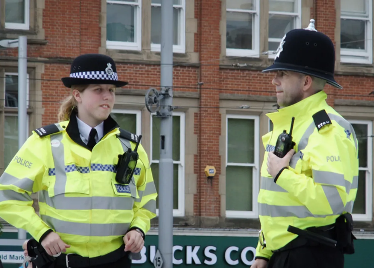 Engelse politie overweegt van vrouwenhaat een haatmisdrijf te maken ...