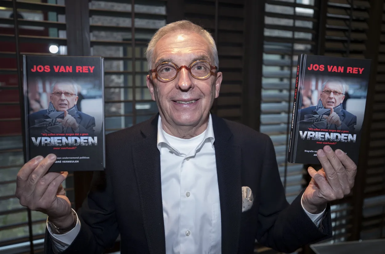 Wegens corruptie veroordeelde Jos van Rey wordt weer wethouder - Joop ...