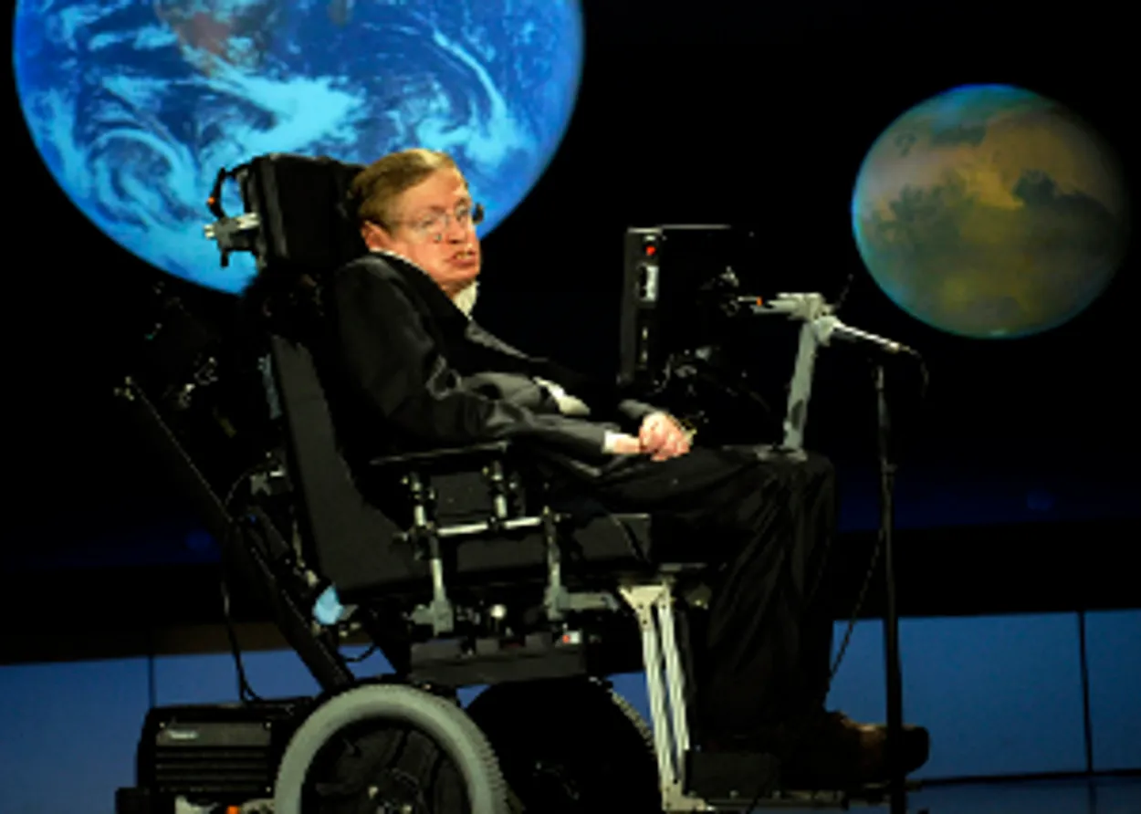 Stephen Hawking bang voor robots - Joop - BNNVARA