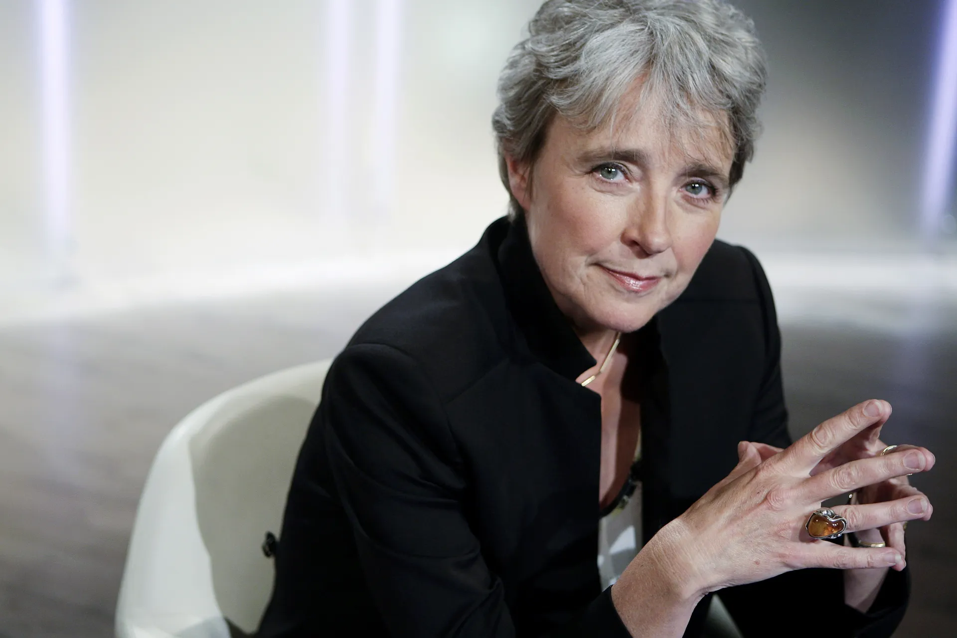 Legendarische presentator en interviewer Clairy Polak (67) overleden ...