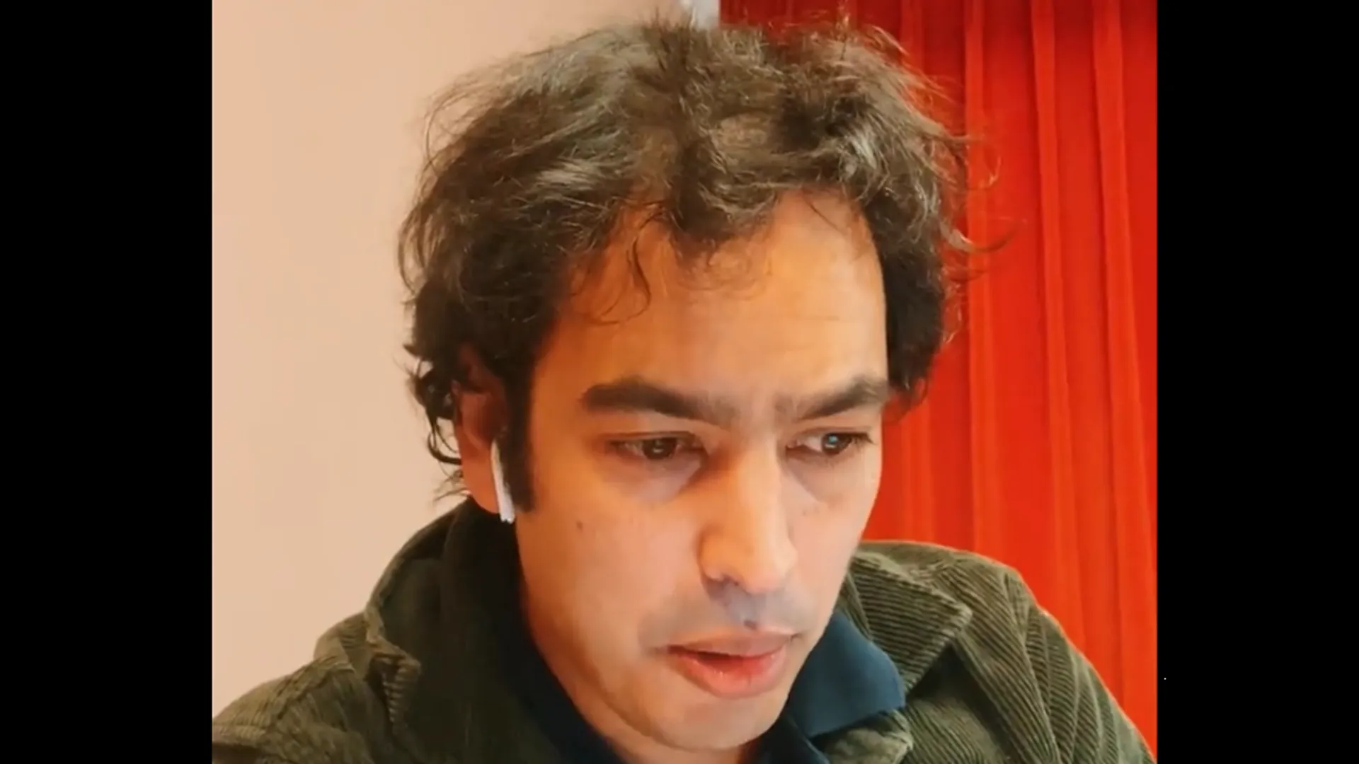 ‘Ronald Plasterk is een circusolifant met een belachelijke hoed’ - Joop ...