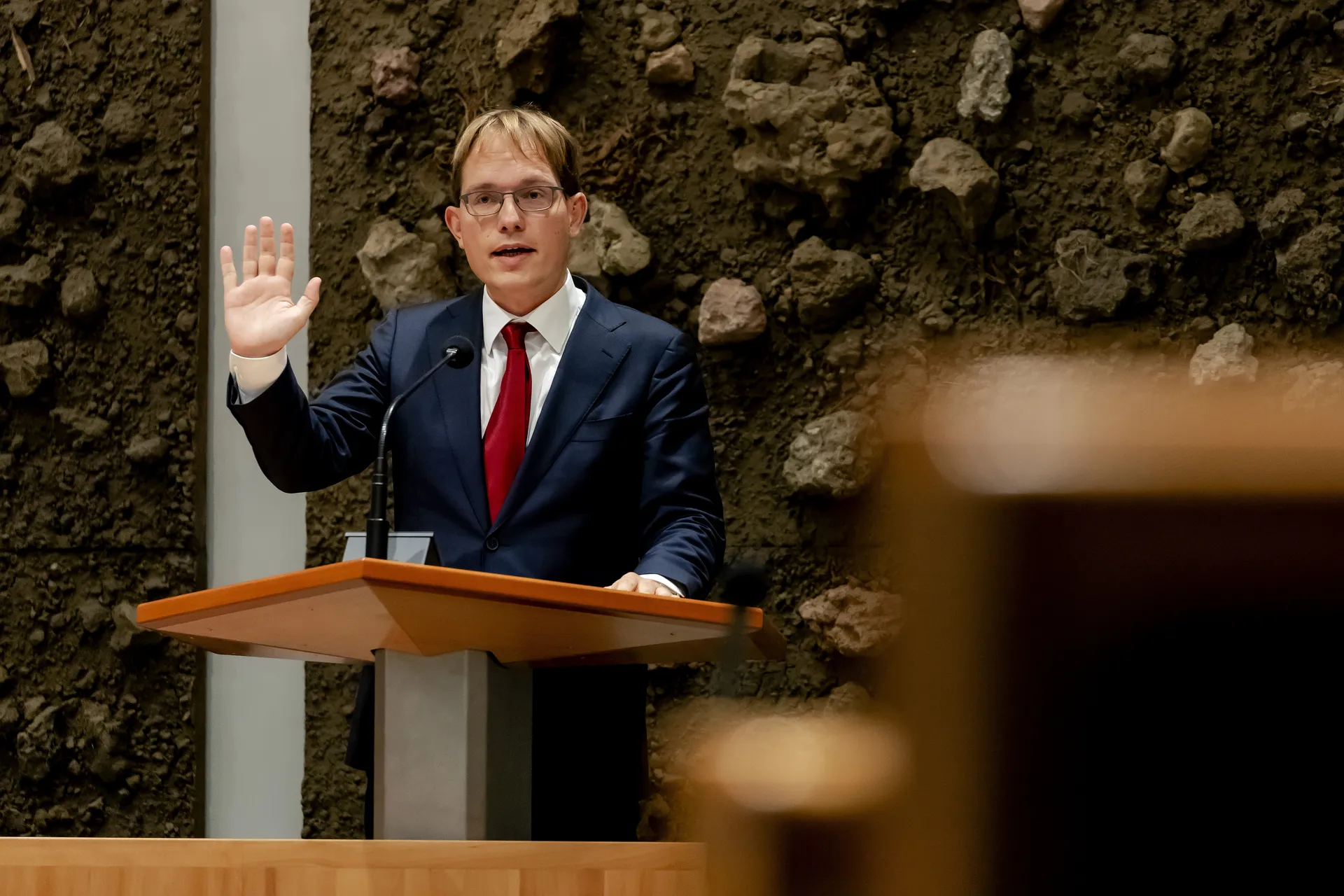 OM start onderzoek naar neofascistisch Kamerlid Pepijn van Houwelingen ...