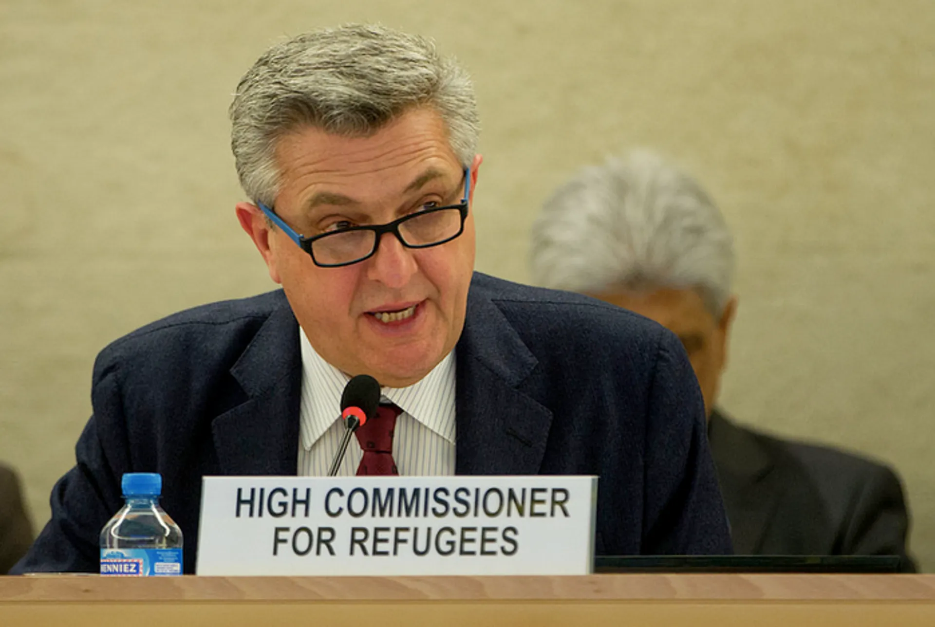 Hoge Commissaris VN: verontrustend xenofoob klimaat in Europa - Joop ...