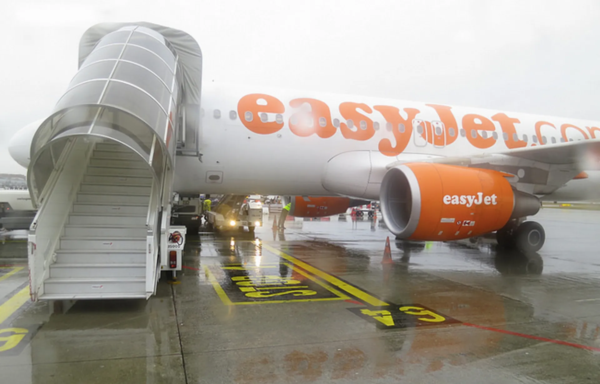 EasyJet verwijdert Irakees om terreurangst medepassagier - Joop - BNNVARA