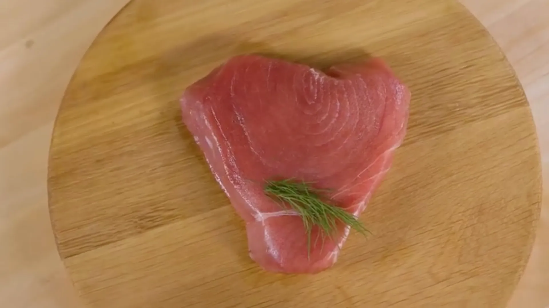 Rode tonijn is niet wat het lijkt - Joop - BNNVARA