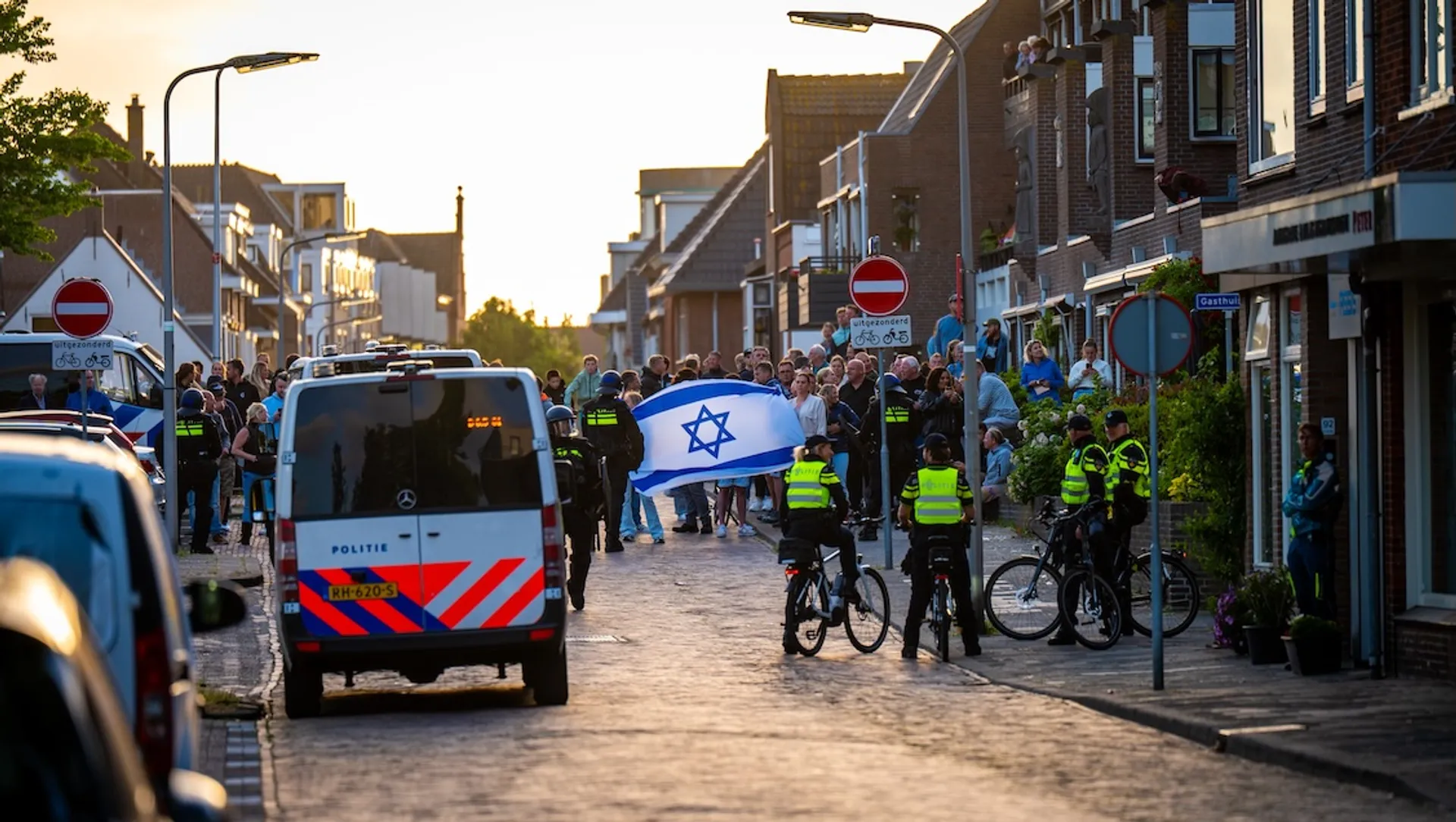 Dubbele maatstaven bij het begrip 'radicalisering' - Joop - BNNVARA